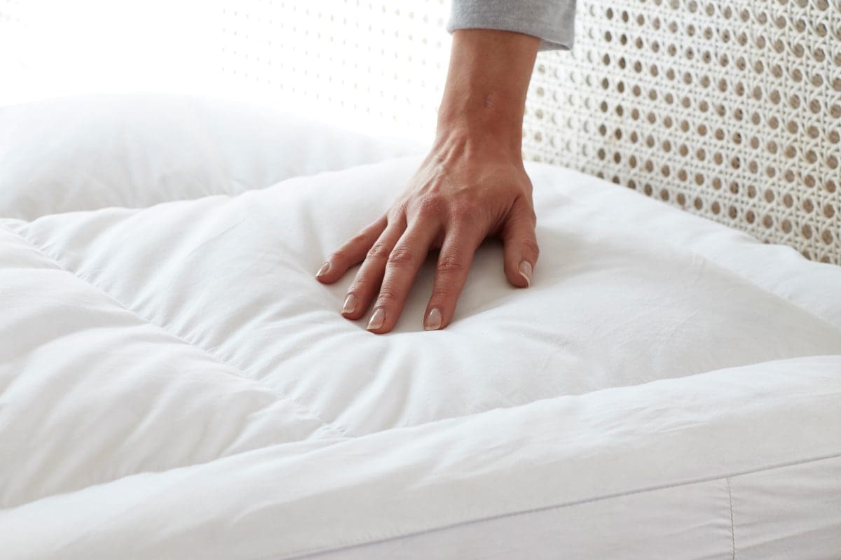 Hungarian Goose Feather & Down Mattress Topper - The Duvet Store